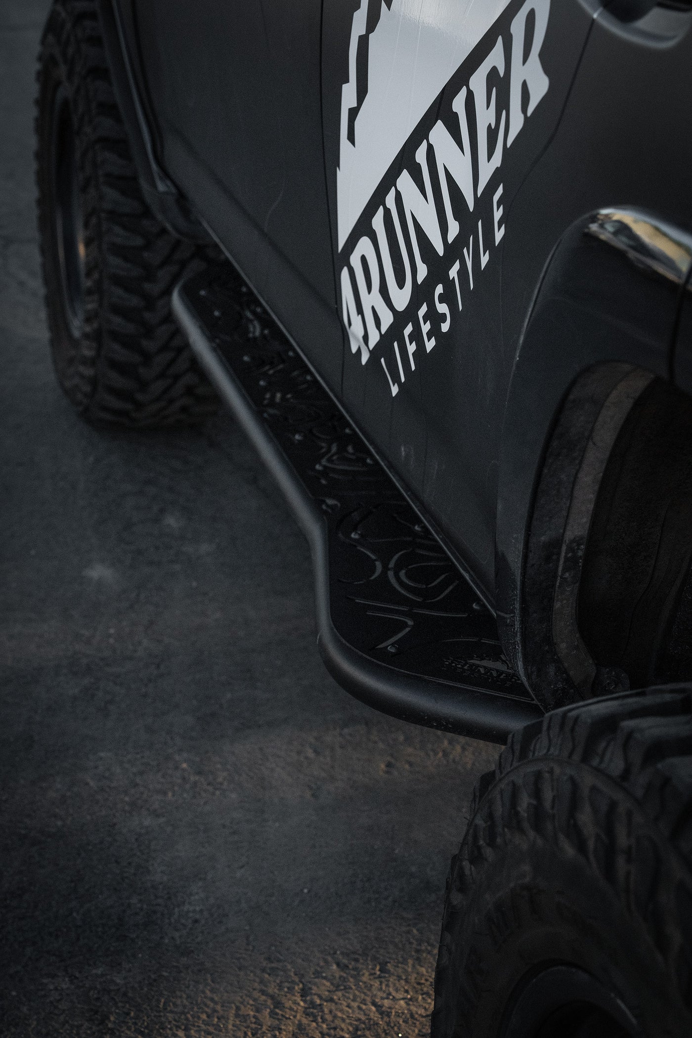 4Runner Lifestyle Alpine Series Bolt-On Rock Sliders For 4Runner (2010