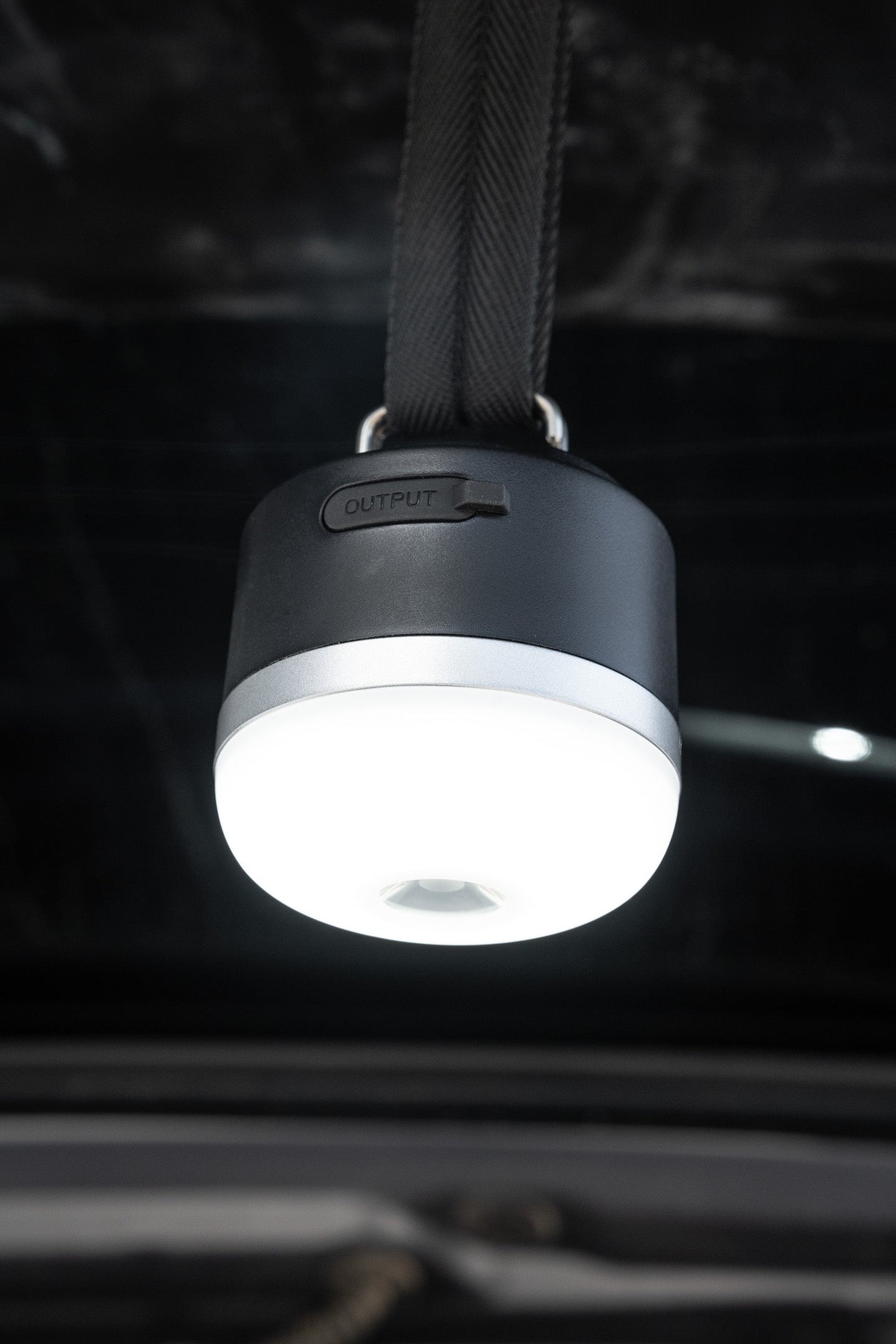 Multipurpose Magnetic Flash Light / Power Bank — 4Runner Lifestyle