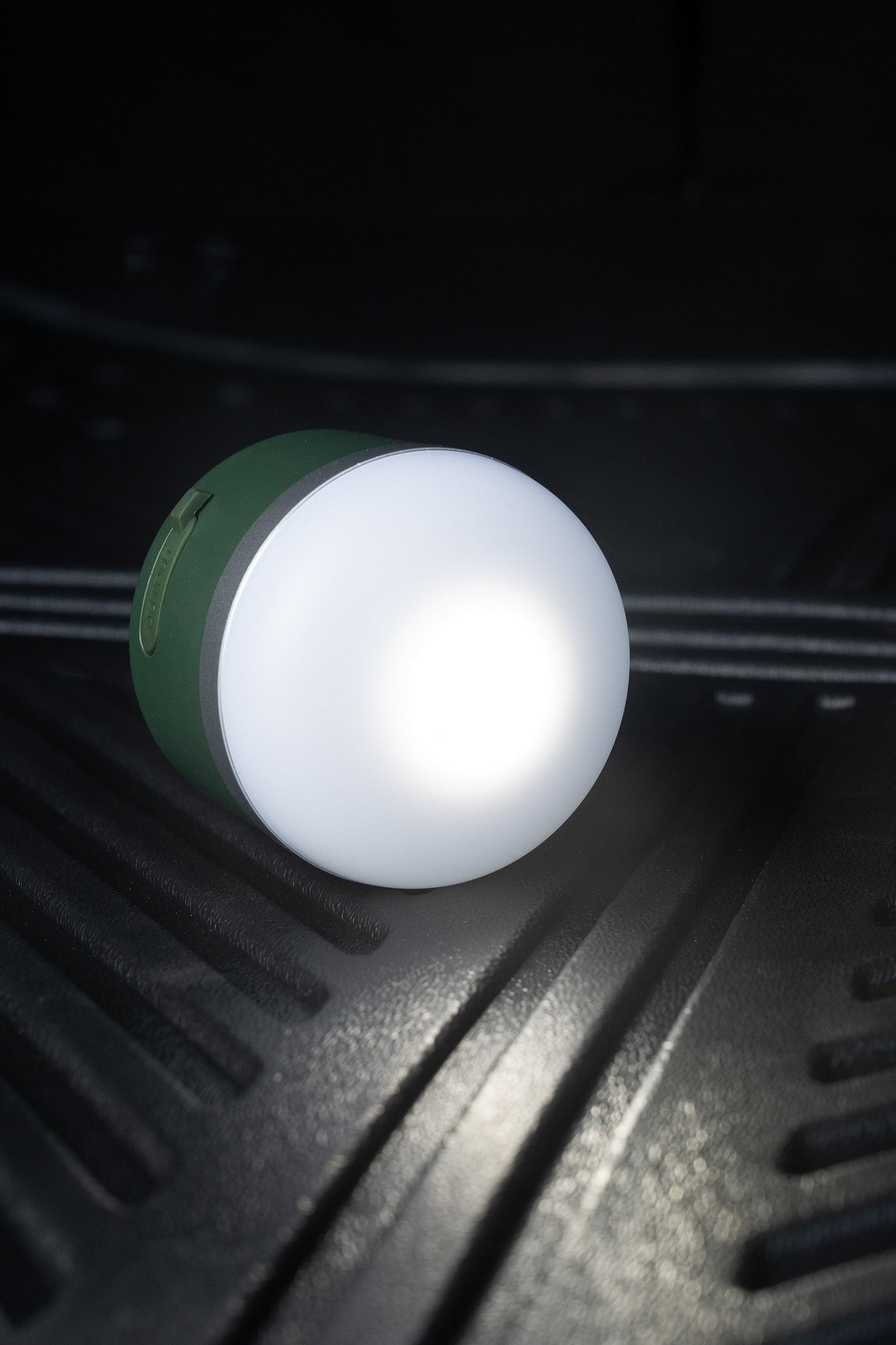 Multipurpose Magnetic Flash Light / Power Bank — 4Runner Lifestyle