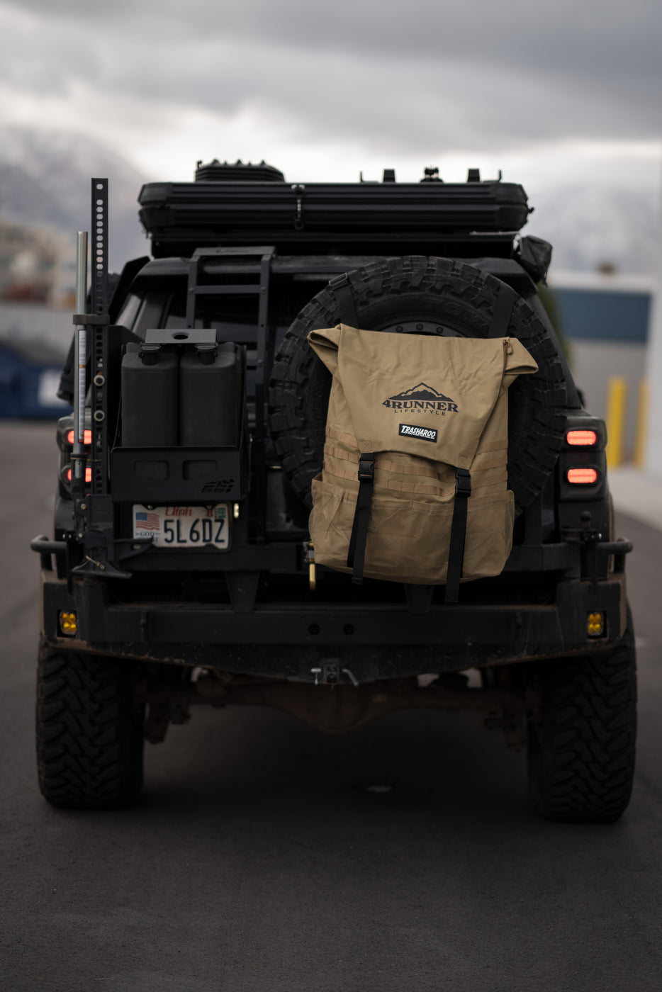 Trasharoo Spare Tire Trash Bag Tan — 4Runner Lifestyle