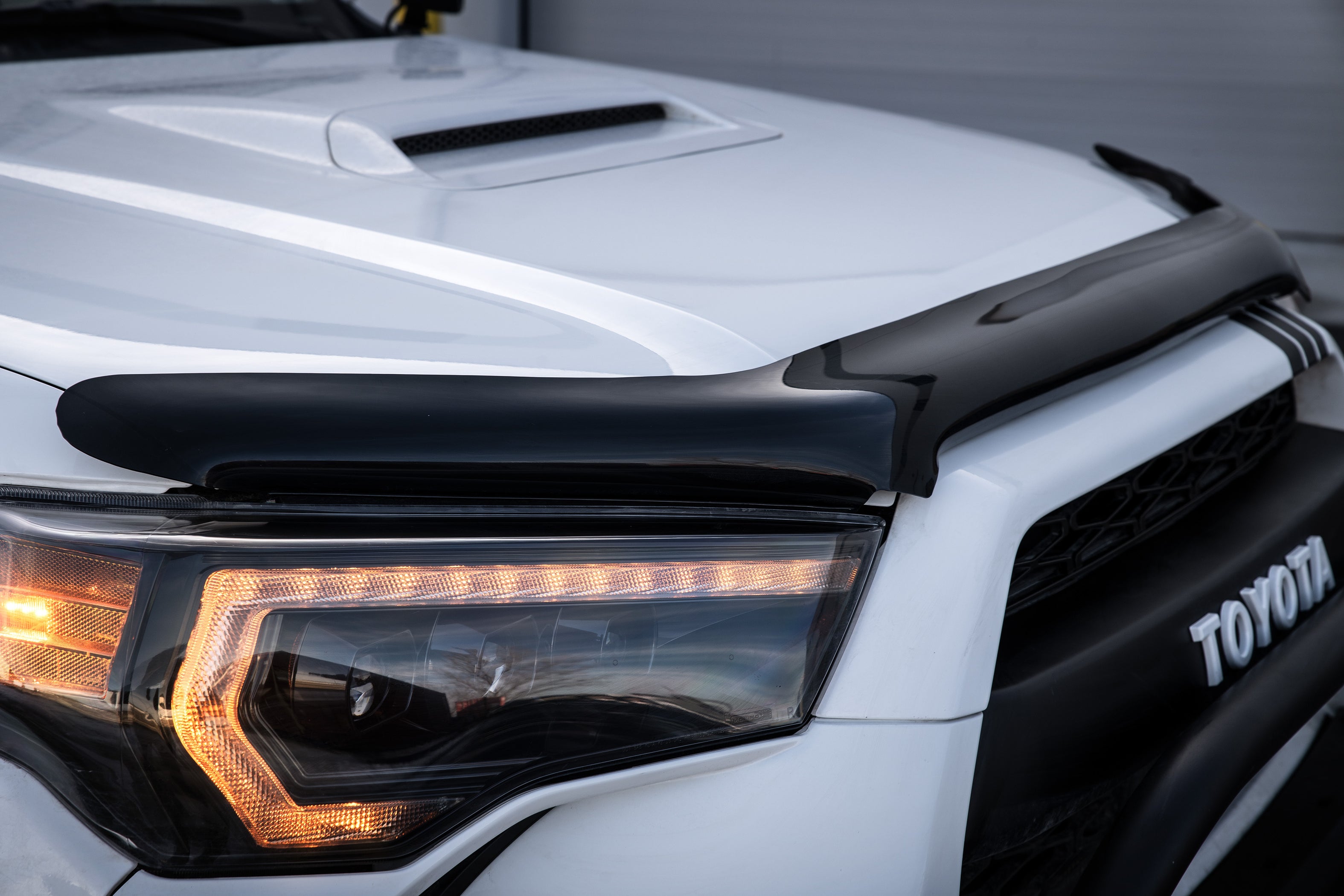 Husky Liners Bugflector II Hood Shield For 4Runner (2010-2024 ...