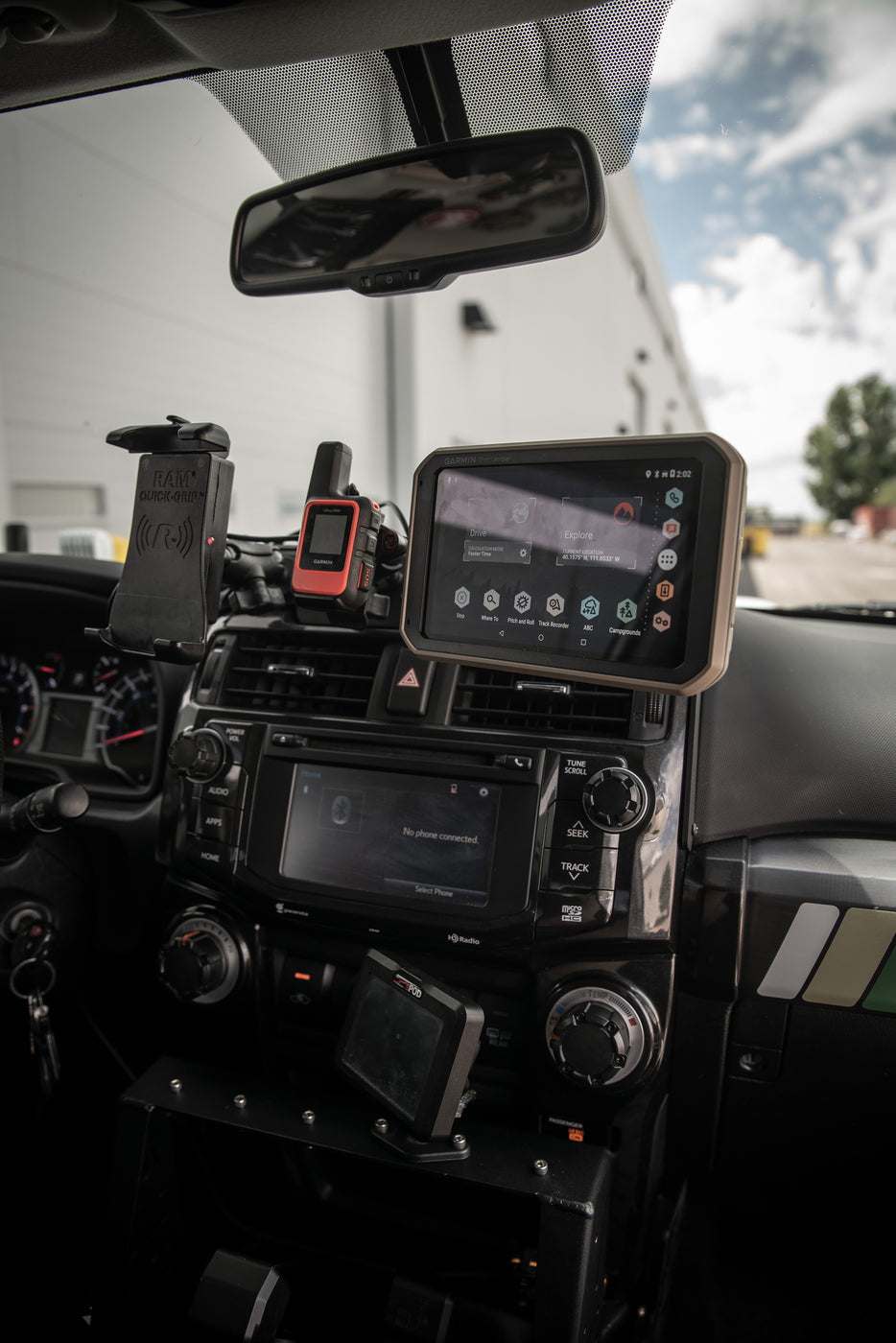 Expedition Essentials Powered Accessory Dash Mount For 4Runner (2010-2 ...