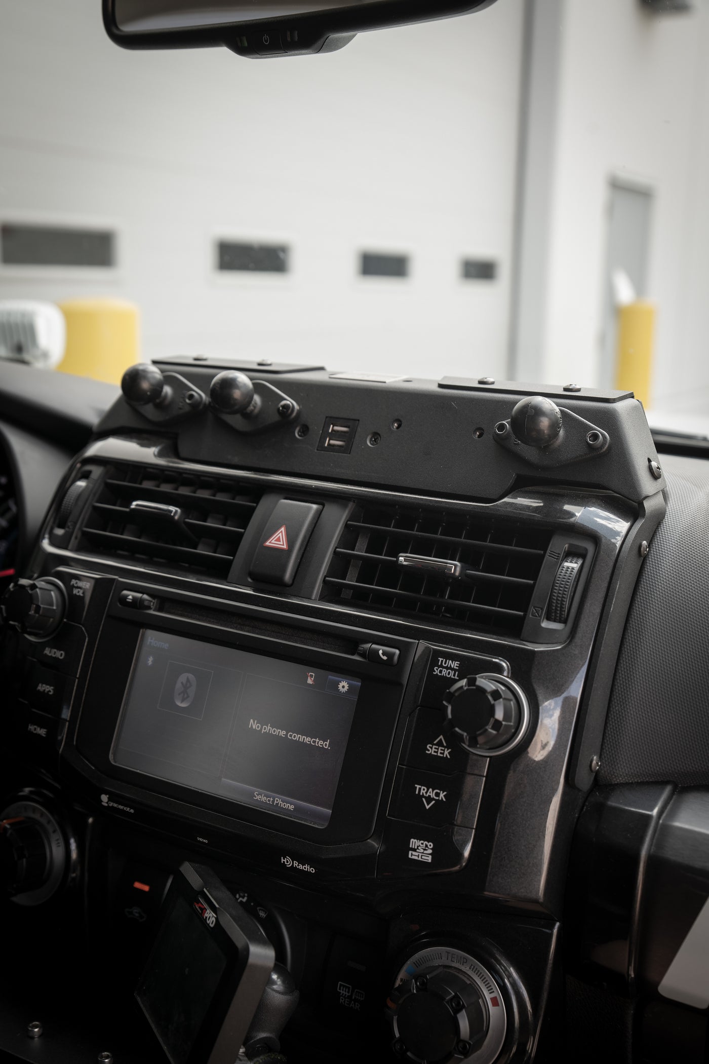 Expedition Essentials Powered Accessory Dash Mount For 4Runner (2010-2 ...