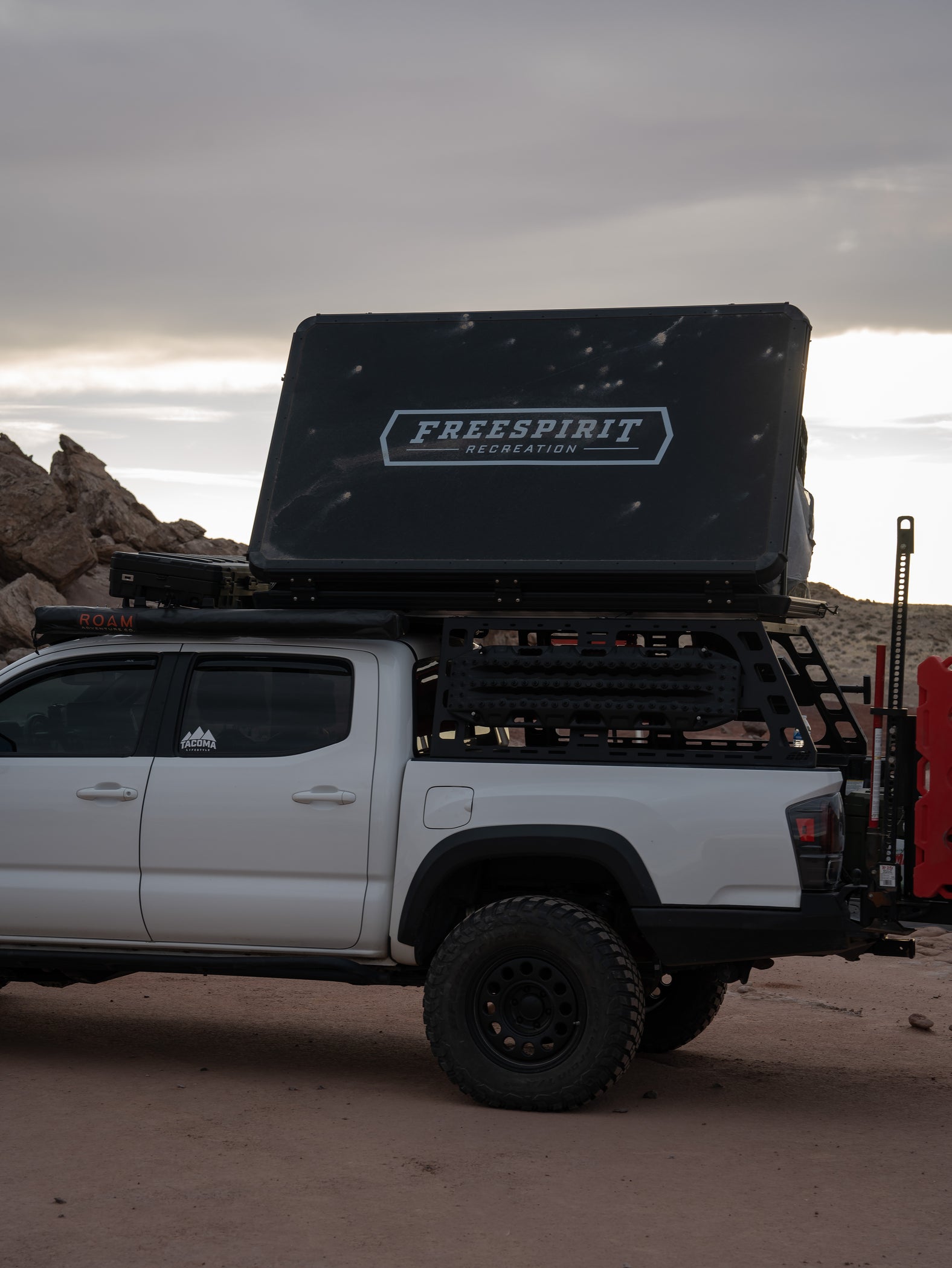 Freespirit Recreation Odyssey Series Hard Top Tent (Black Top ...