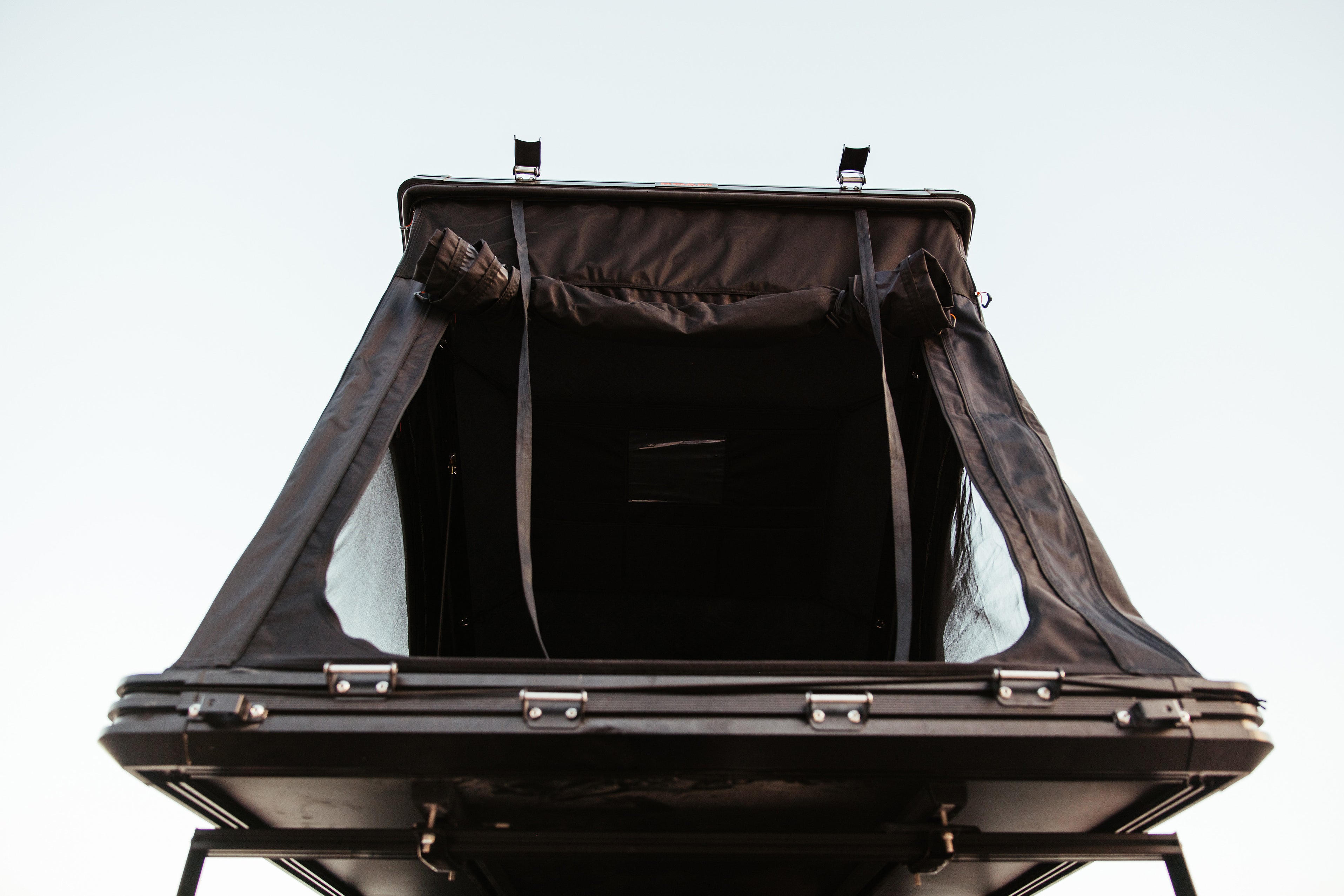 Roam Adventure Co Desperado Hardshell Rooftop Tent — 4Runner Lifestyle