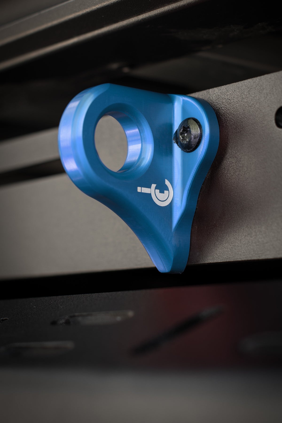 Prinsu Universal Utility Hook — 4Runner Lifestyle