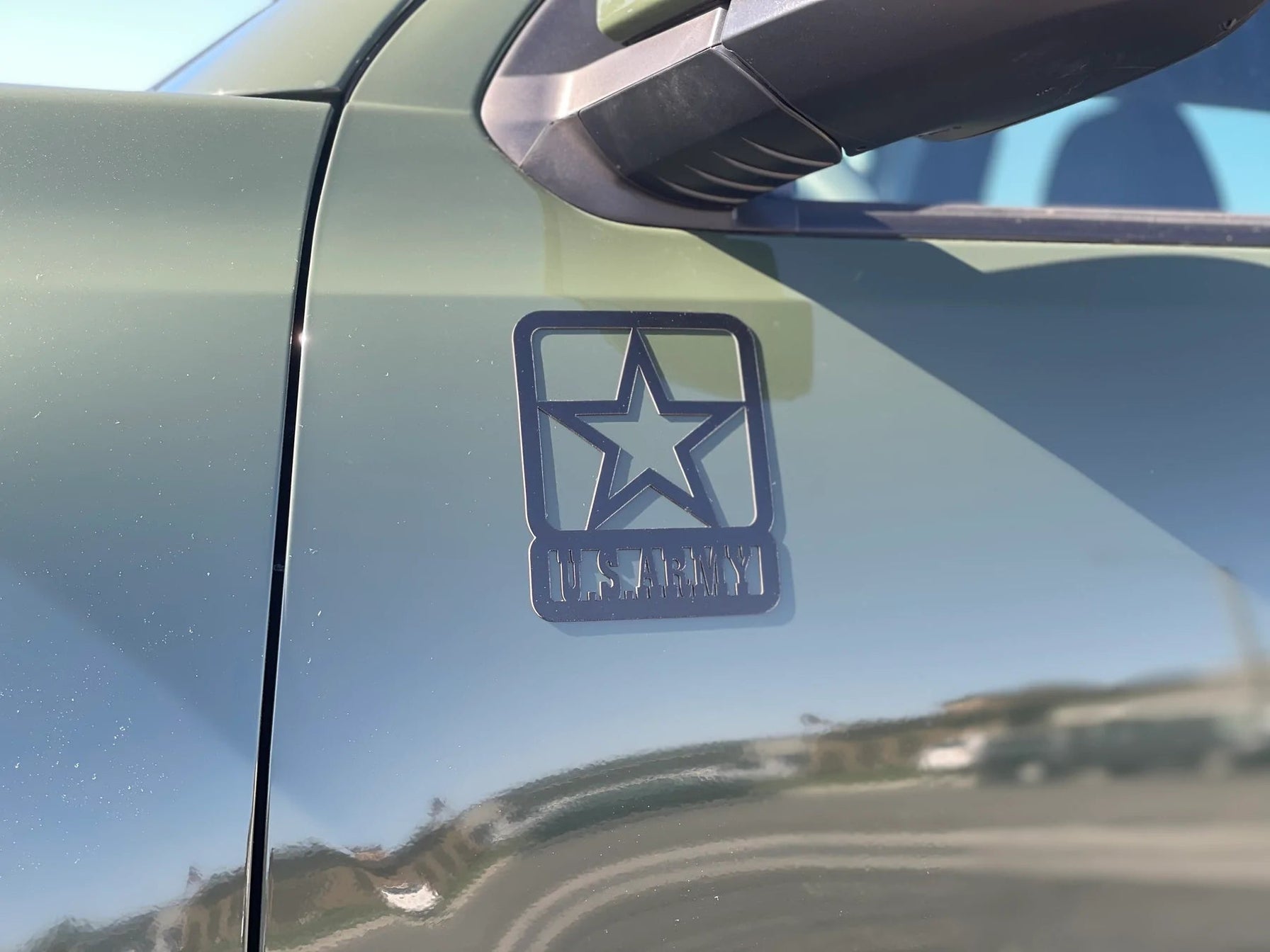 Tactilian U.S. Army Emblem Magnet — 4Runner Lifestyle