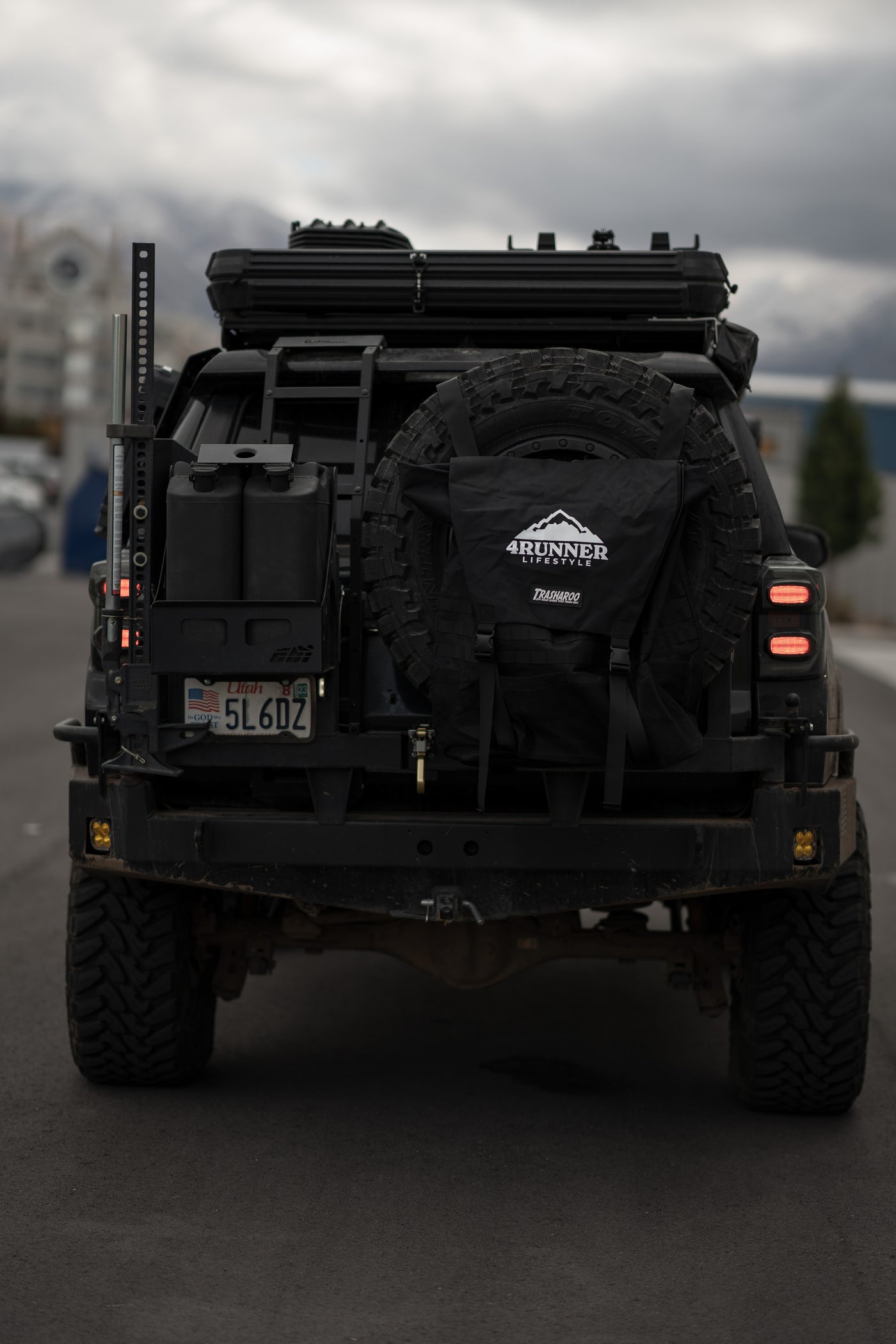 Trasharoo Spare Tire Trash Bag Black — 4Runner Lifestyle